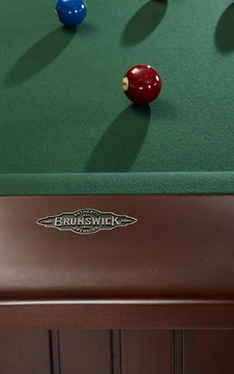The Henderson 8' Pool Table | Brunswick Billiards